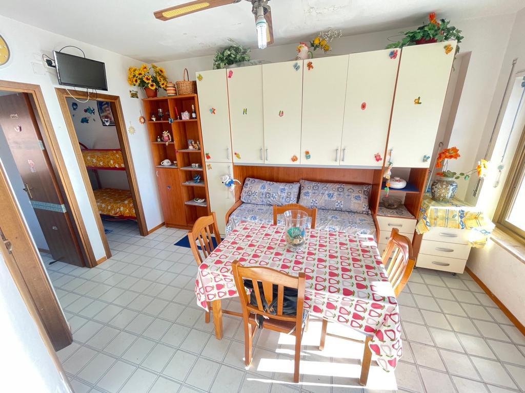 Appartamento in vendita a Bova Marina