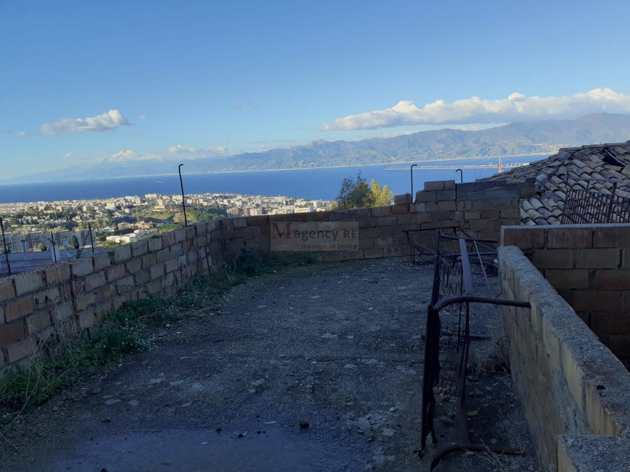 Rustico in vendita a Reggio Calabria