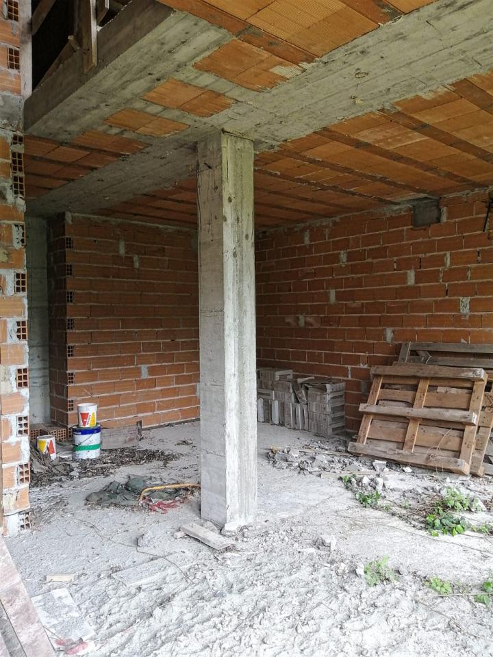 Rustico in vendita a Avegno