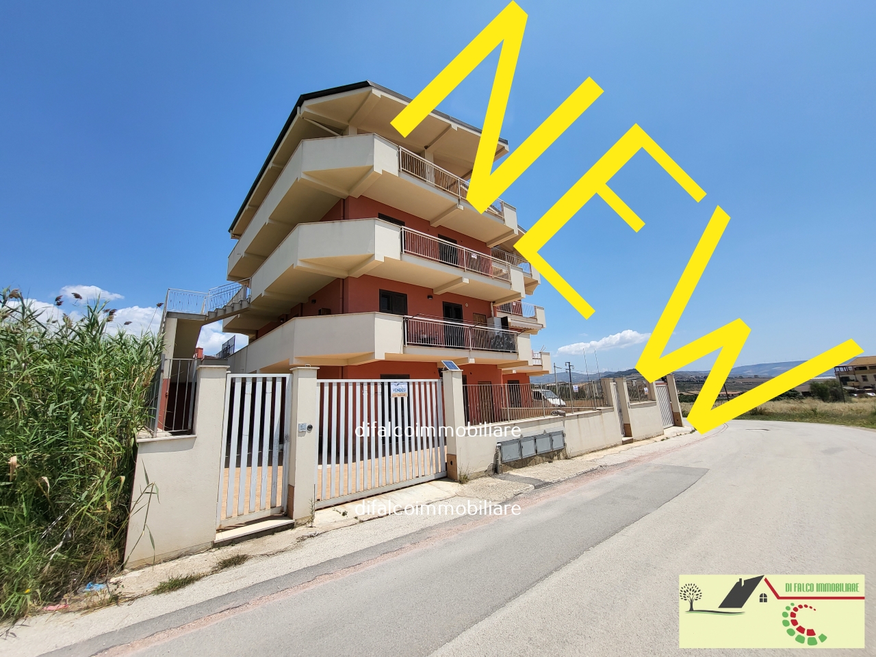 Appartamento in villa in Via Vittorio De Sica, Agrigento