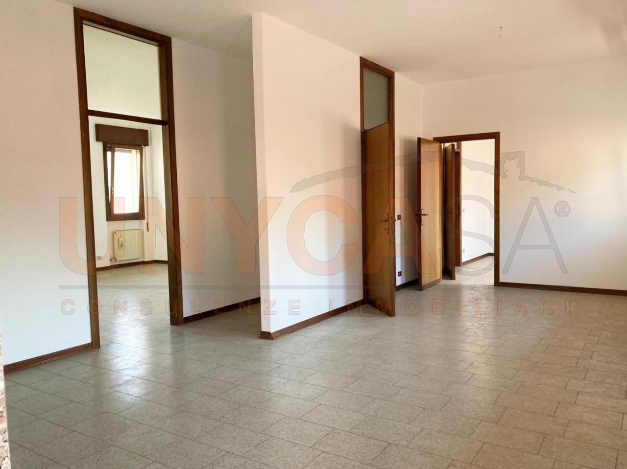 Ufficio in affitto a Cervarese Santa Croce