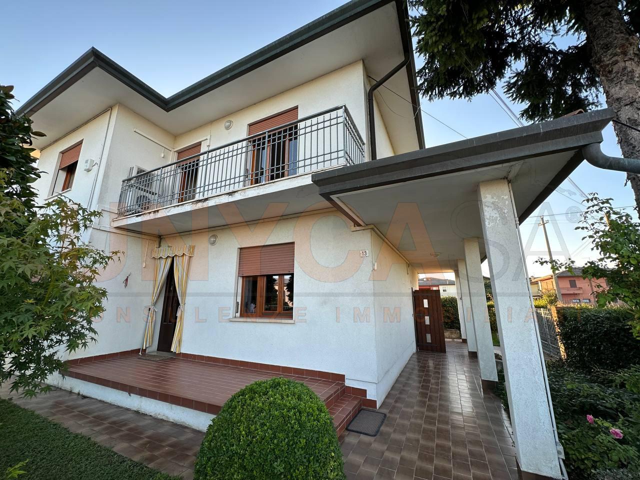 Casa indipendente in vendita a Mestrino