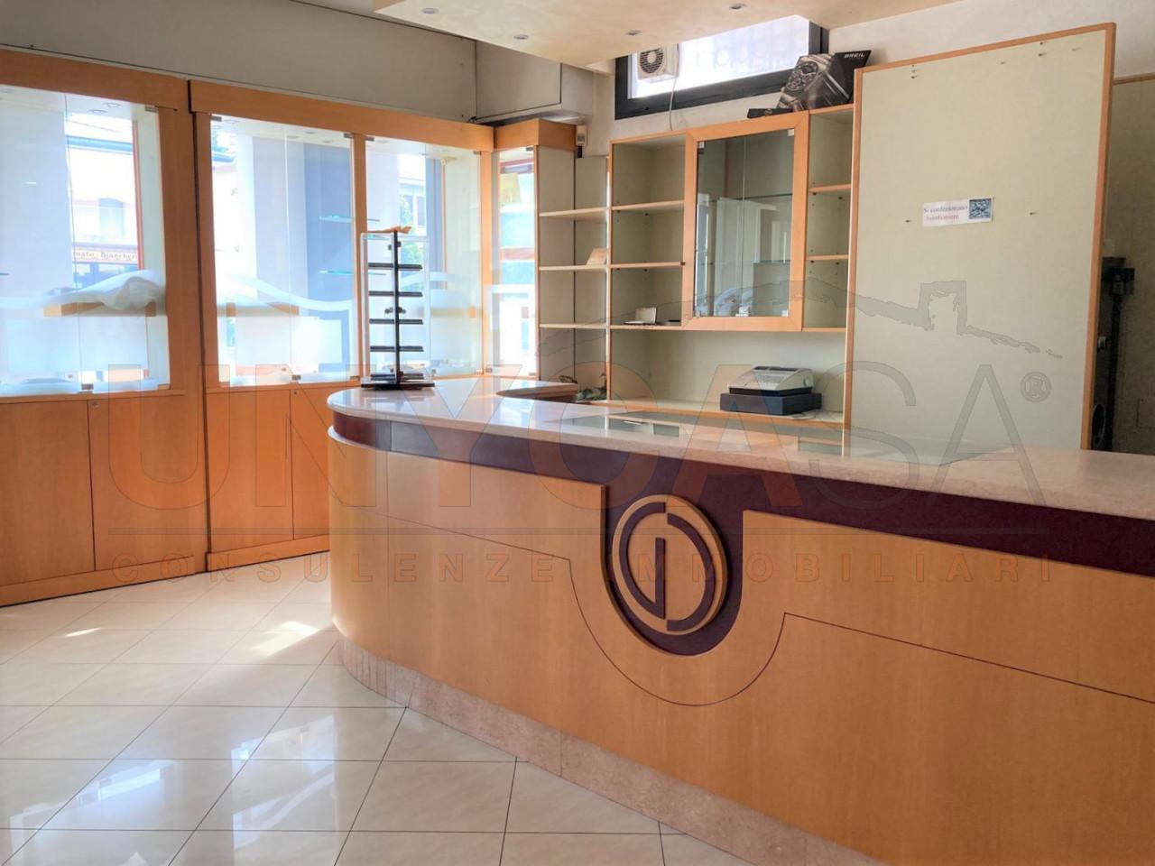 Negozio in vendita a Mestrino