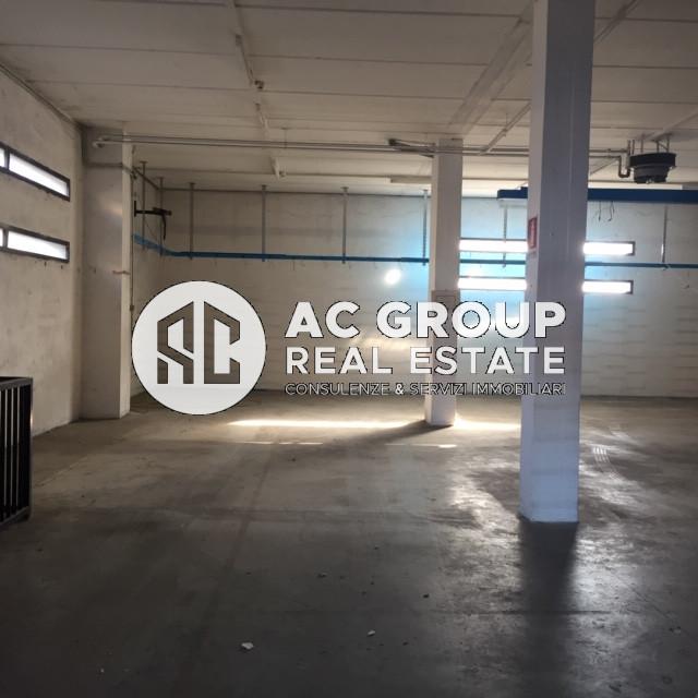 Capannone in affitto a Saronno