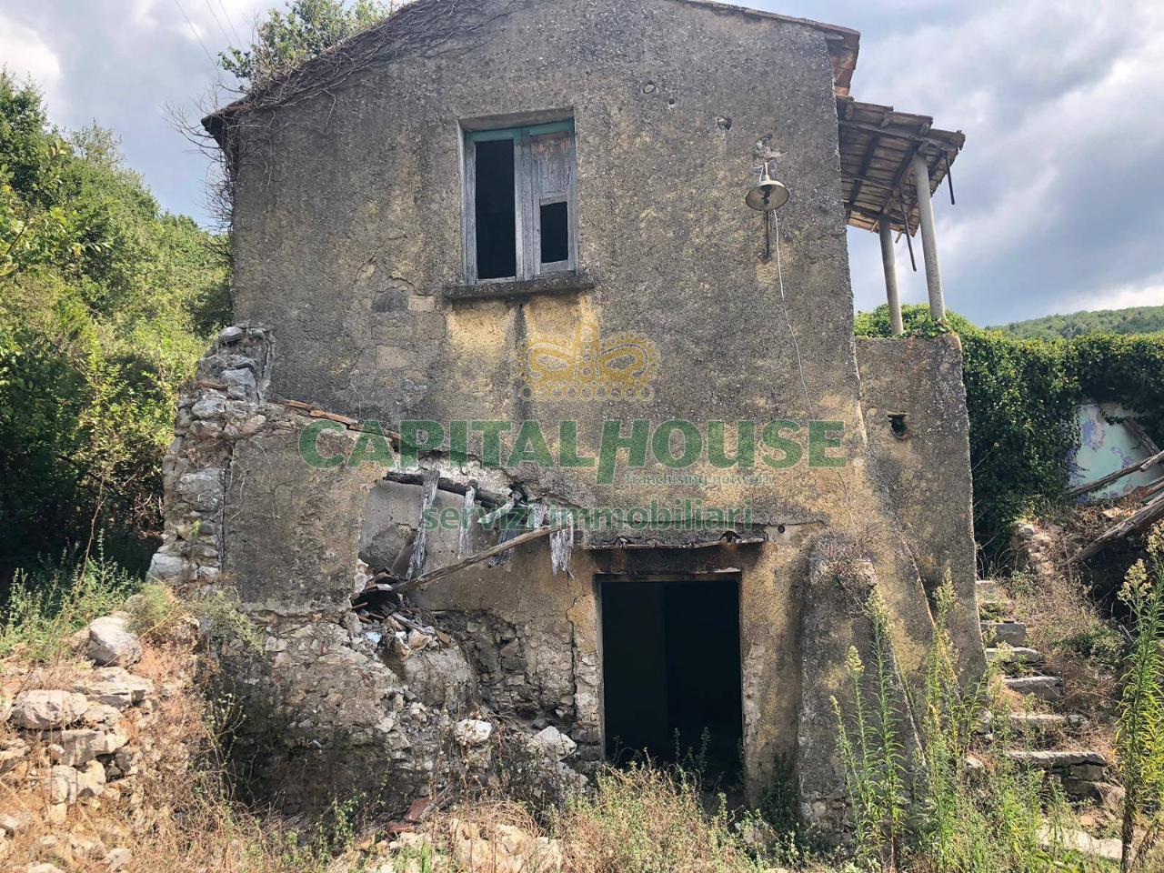 Rustico in vendita a Montoro