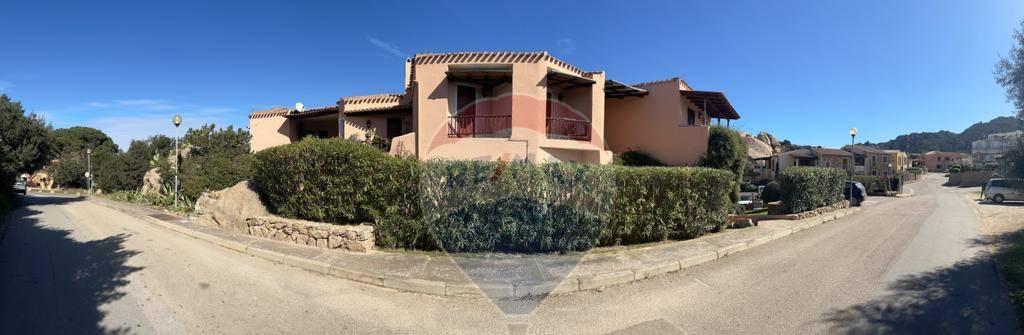 Appartamento in vendita a Arzachena