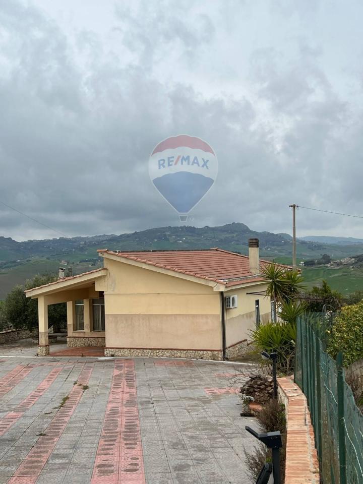 Villa in vendita a Caltanissetta