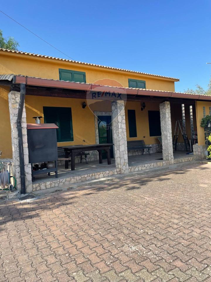 Villa in vendita a Caltanissetta