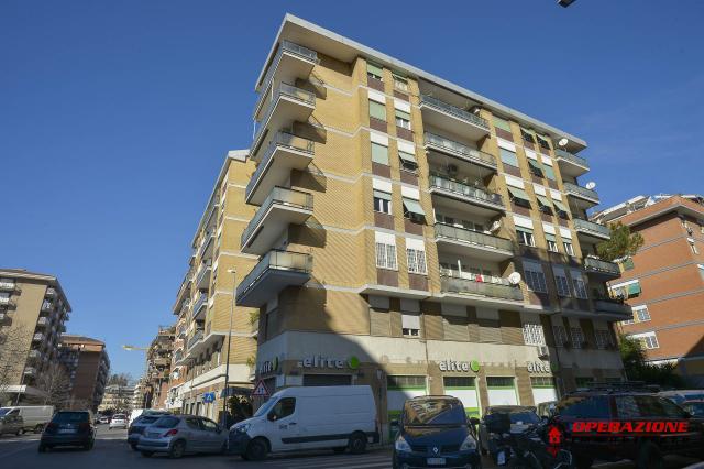 TAVOLINO IN LEGNO