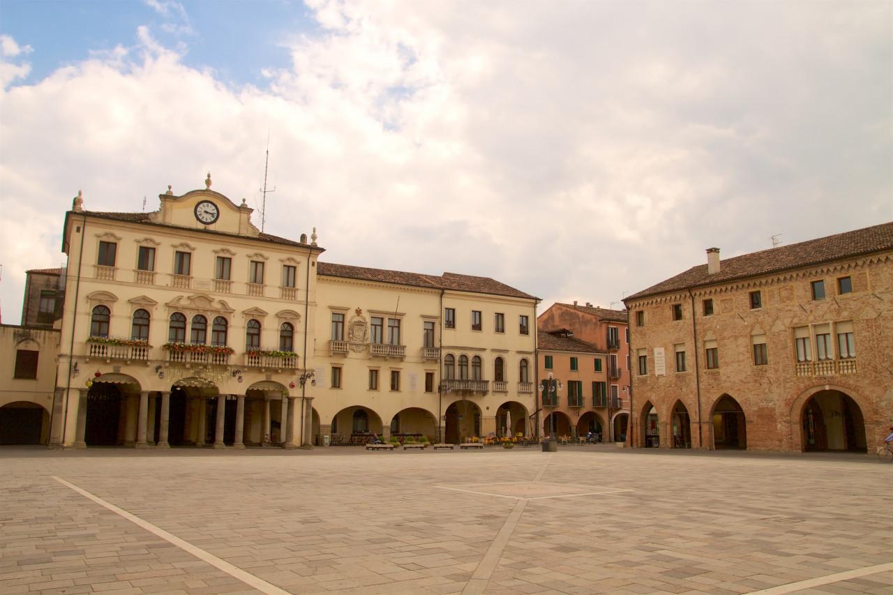 Negozio in affitto a Este