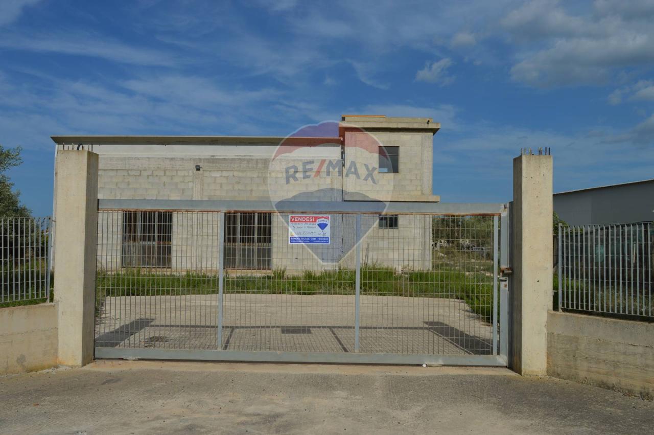 Capannone in vendita a Pachino