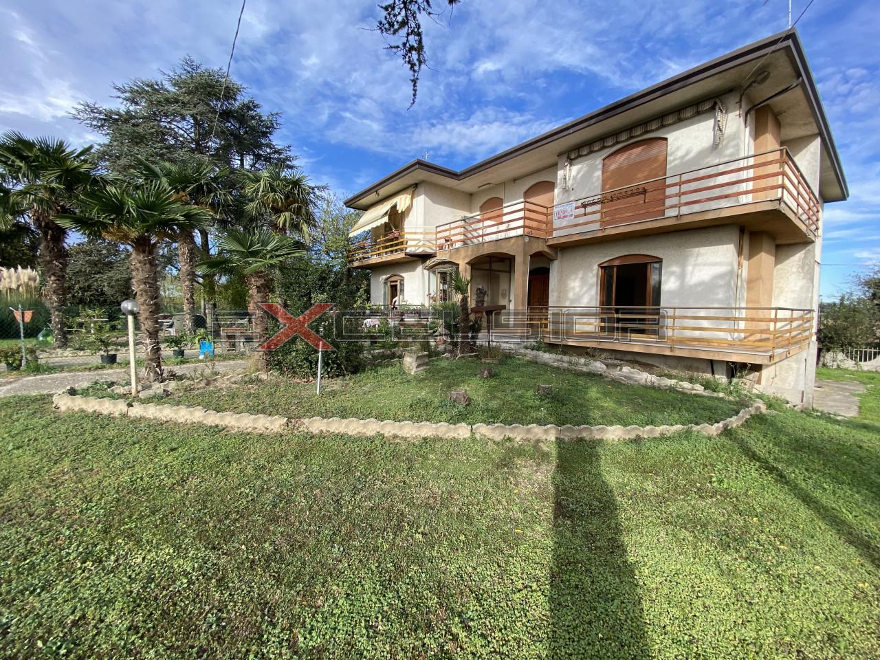 Villa in vendita a Cavarzere