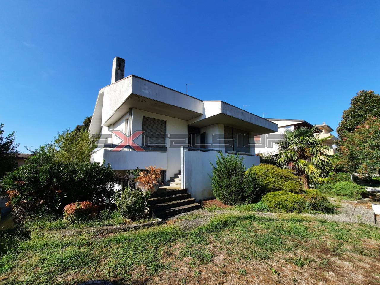 Villa in vendita a Cavarzere