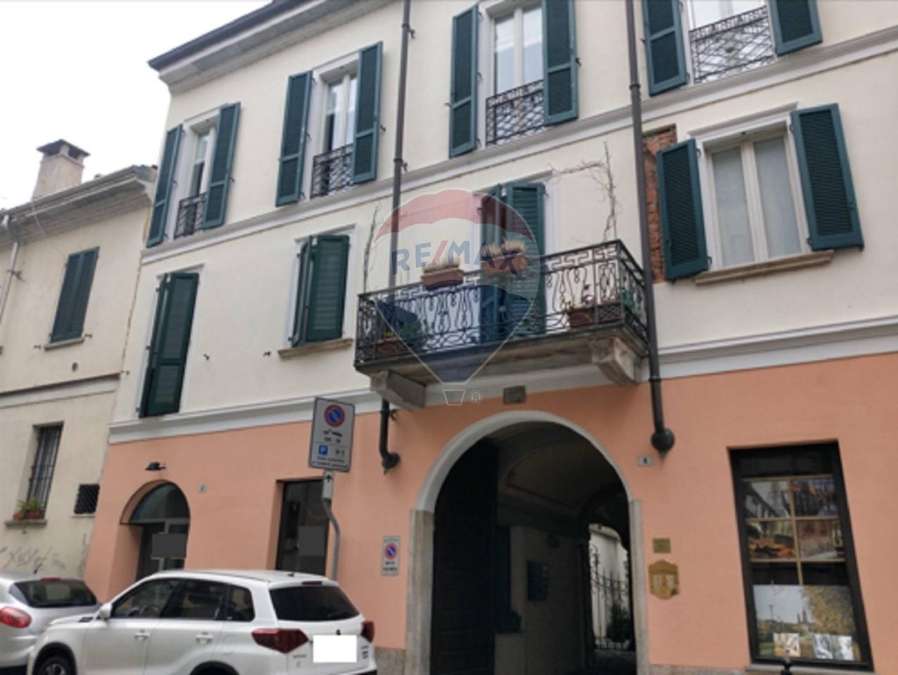 Bar in vendita a Novara