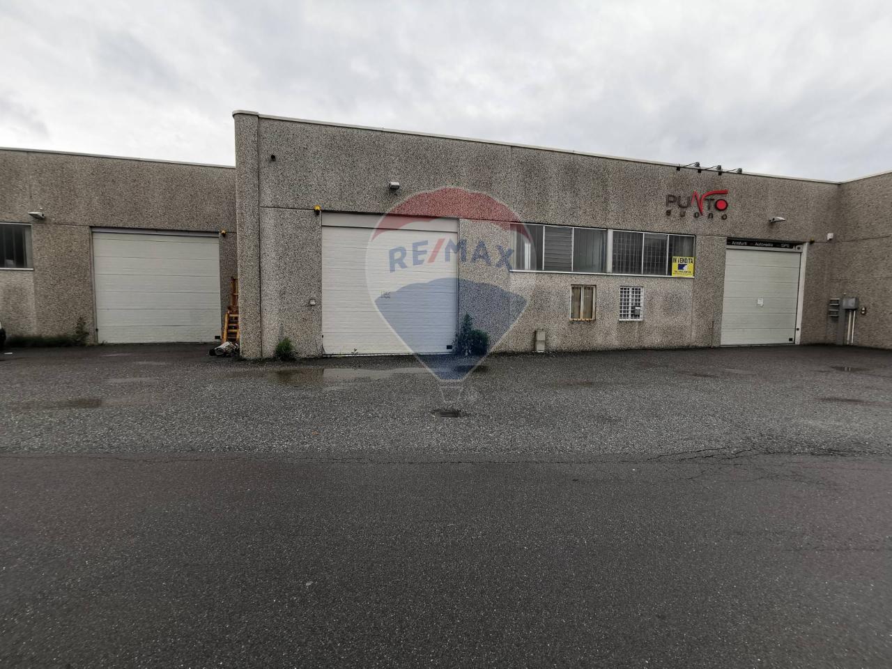 Capannone in vendita a Romagnano Sesia