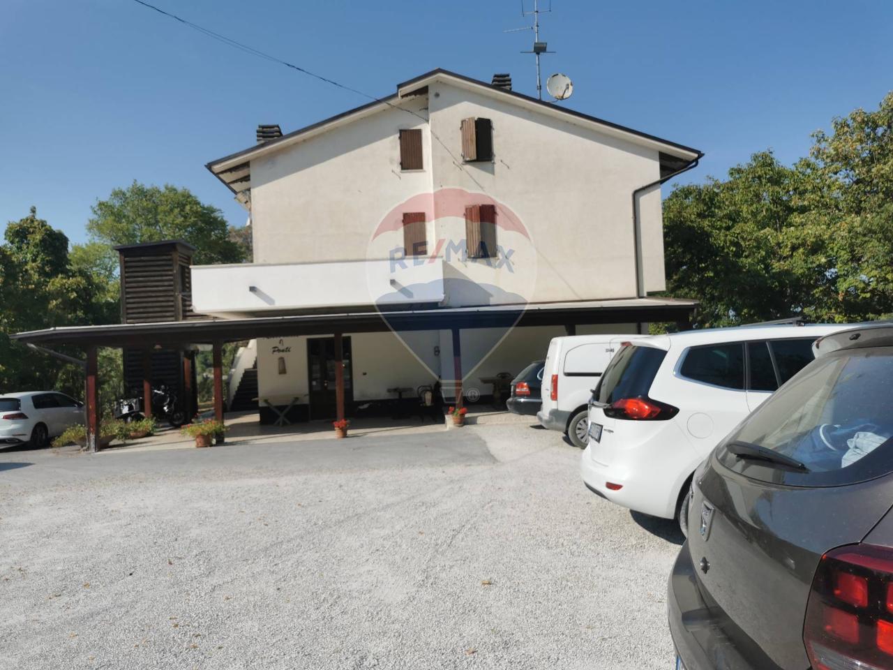 Albergo in vendita a Cingoli
