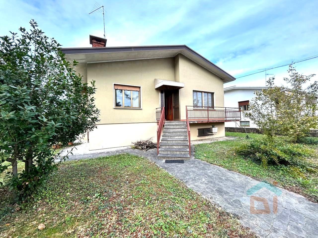 Casa indipendente in vendita a Romans D'Isonzo