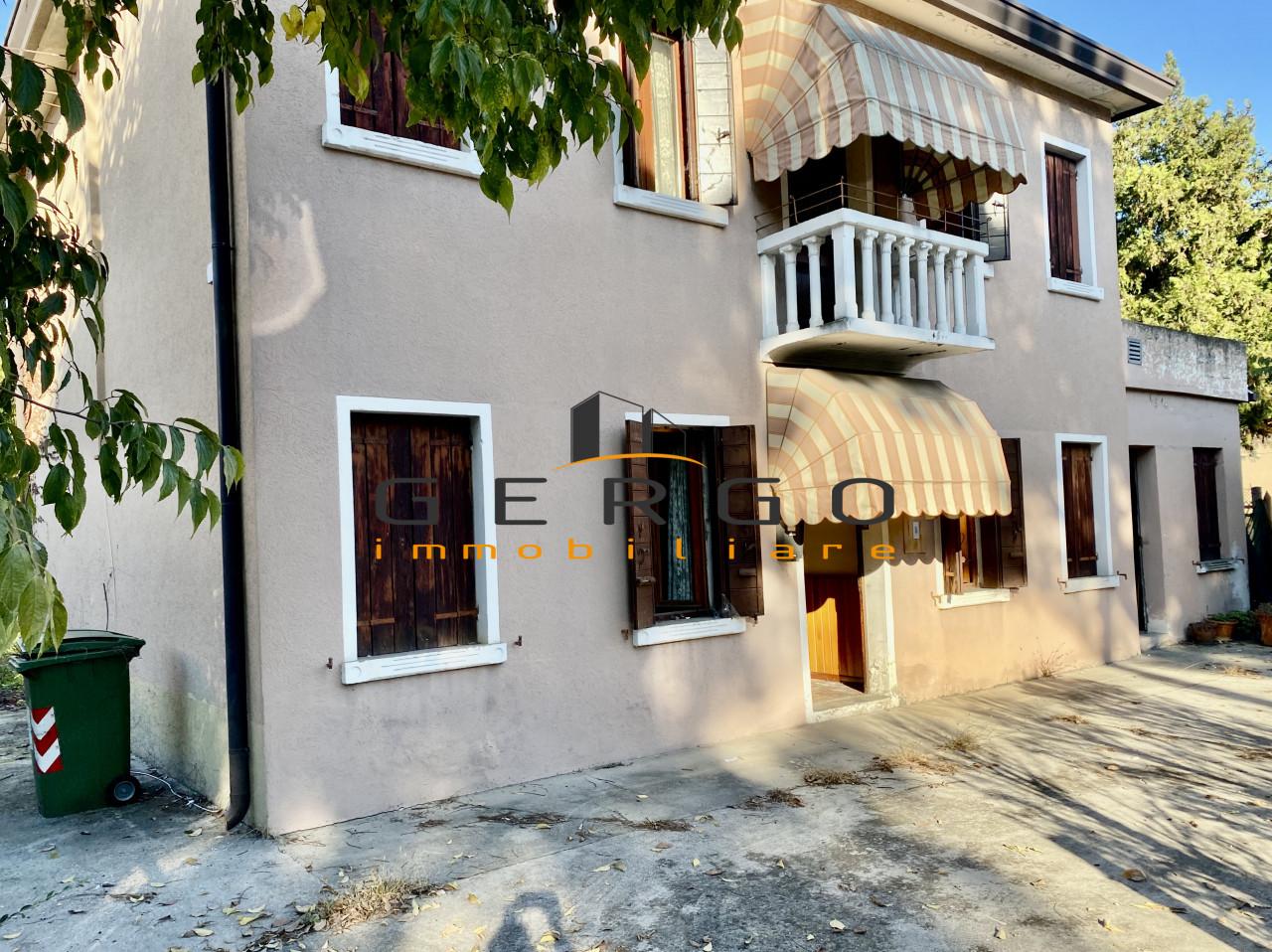 Casa indipendente in vendita a Trebaseleghe