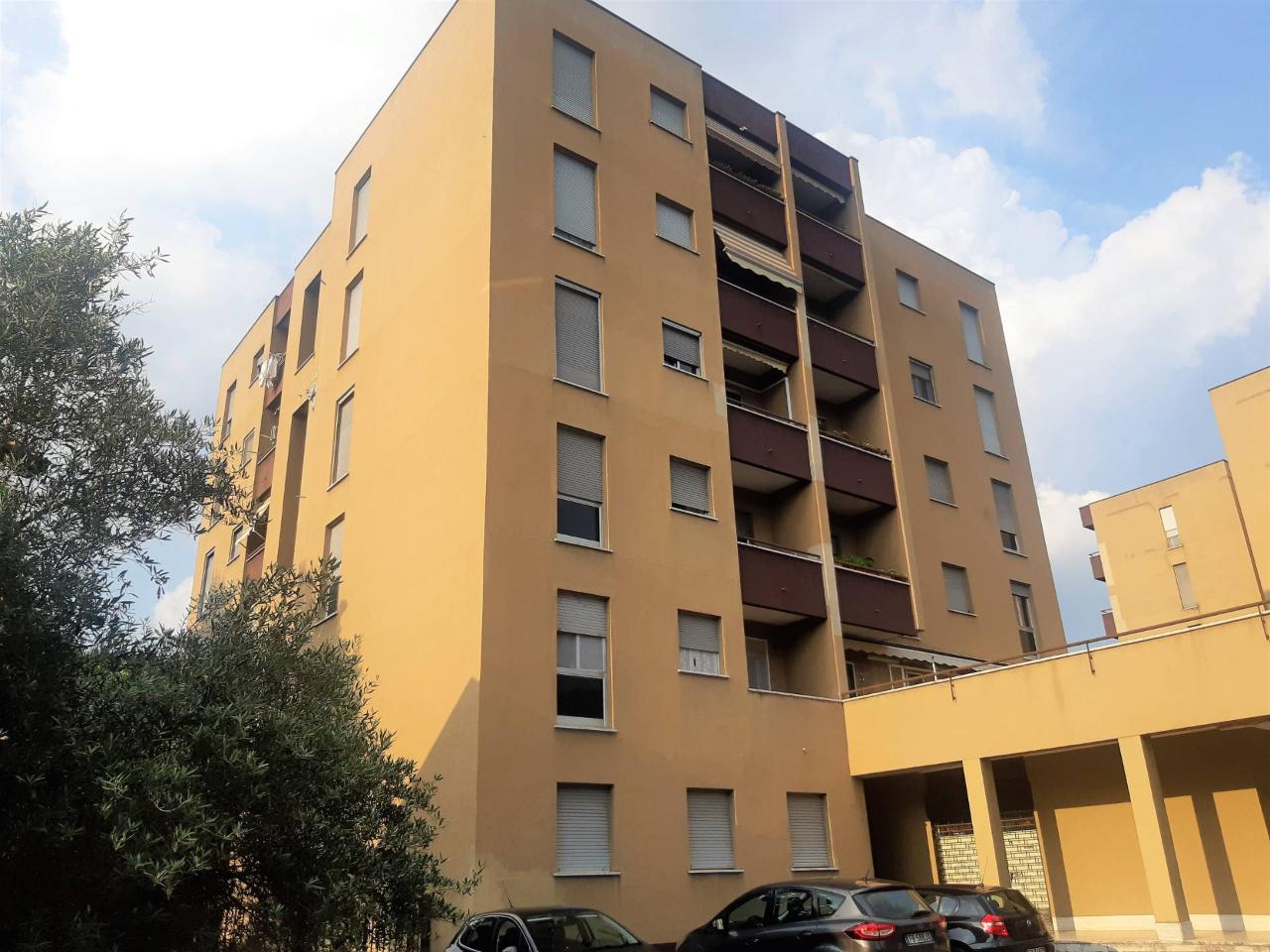 Appartamento in vendita a Burago Di Molgora