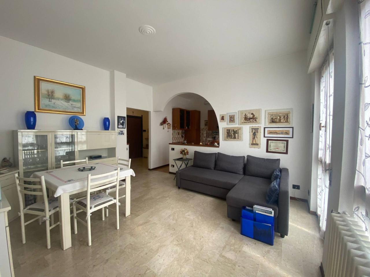 Appartamento in vendita a Lesmo