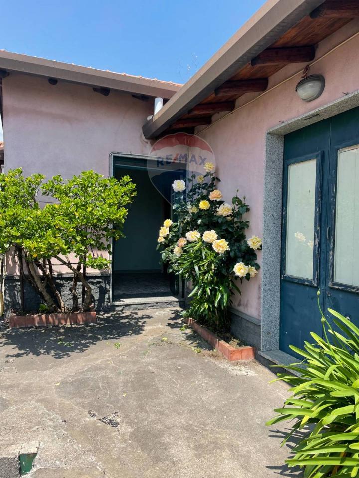 Casa indipendente in vendita a Sant'Alfio