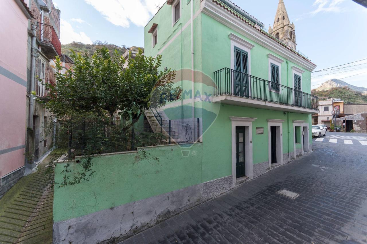 Casa indipendente in vendita a Mongiuffi Melia