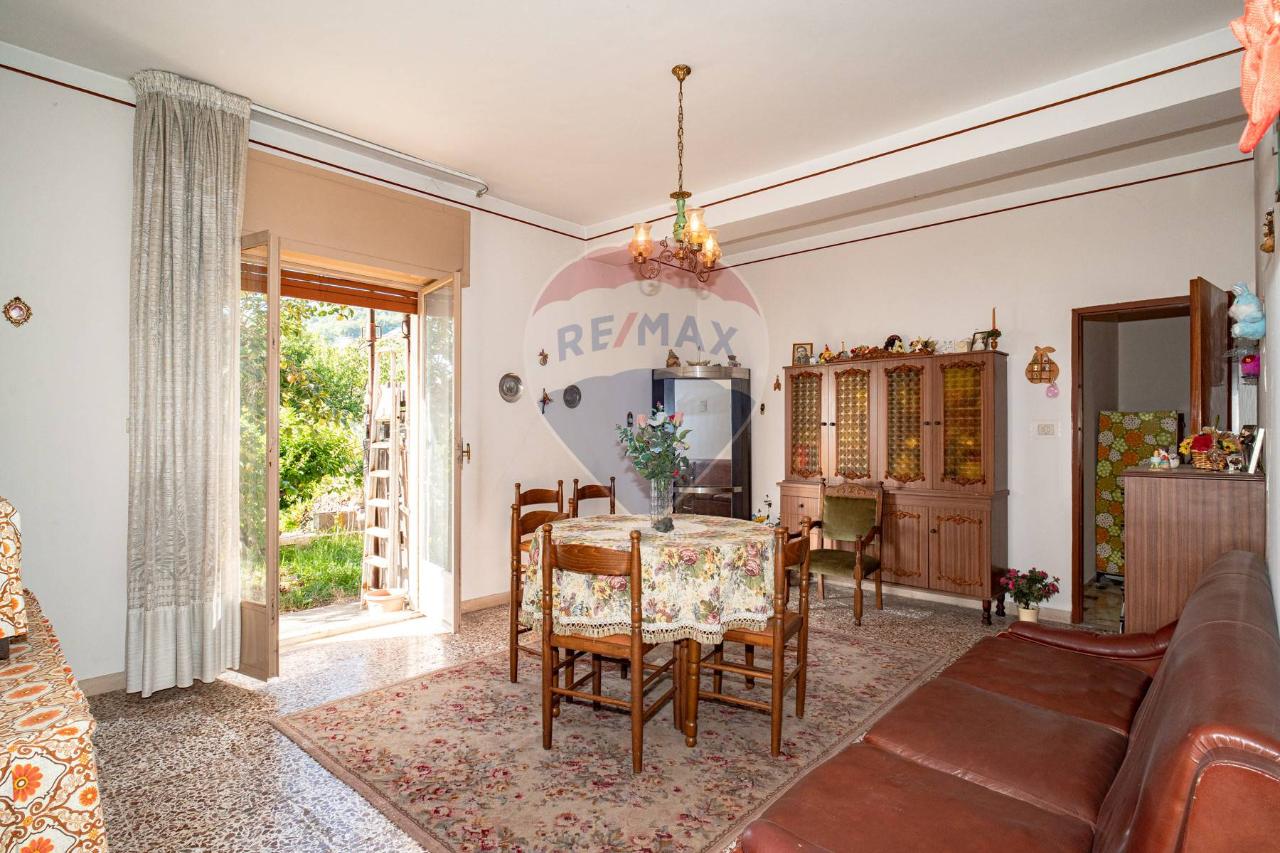 Appartamento in vendita a Zafferana Etnea