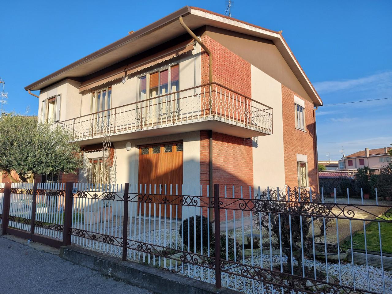 Casa indipendente in vendita a Badia Polesine