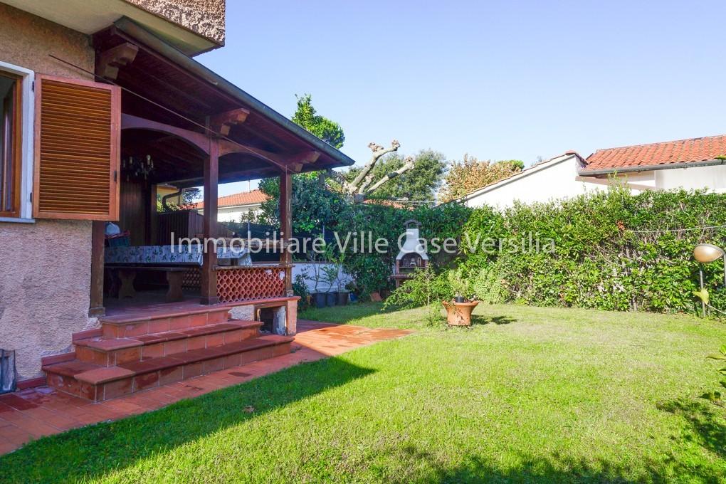 Villa in vendita a Pietrasanta