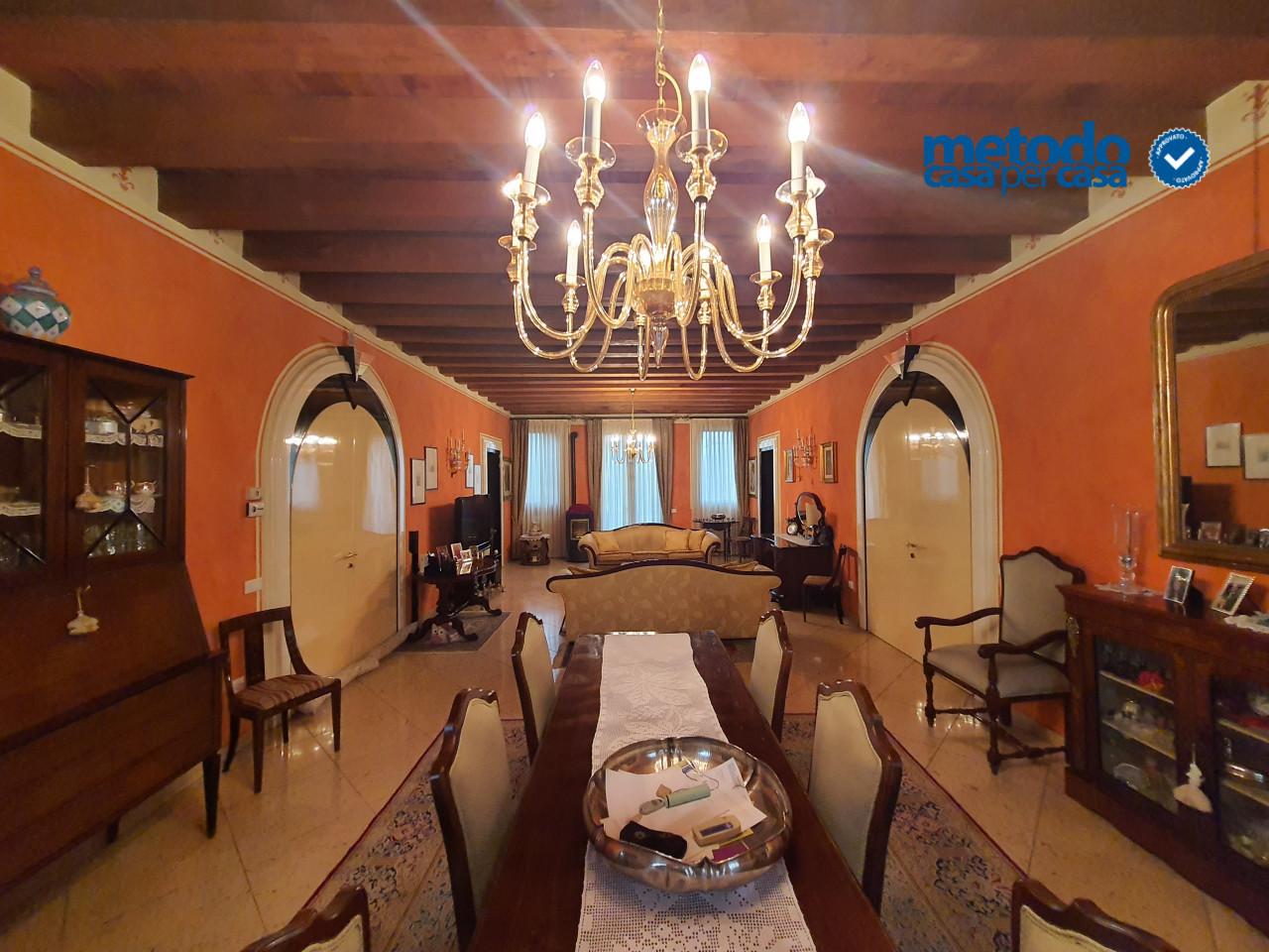 Villa in vendita a Boara Pisani