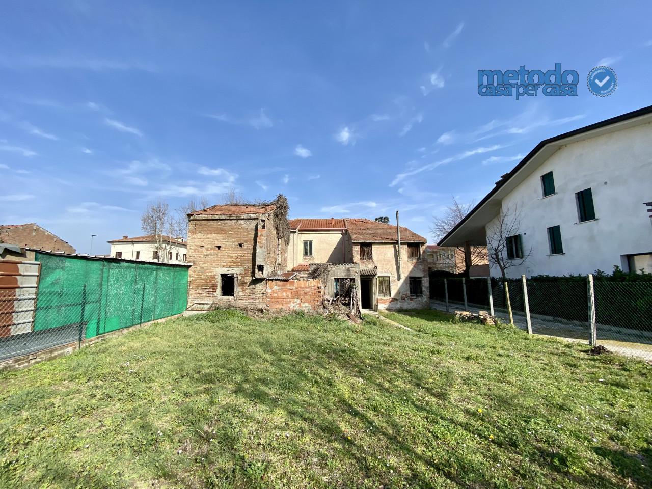 Rustico in vendita a Pontecchio Polesine
