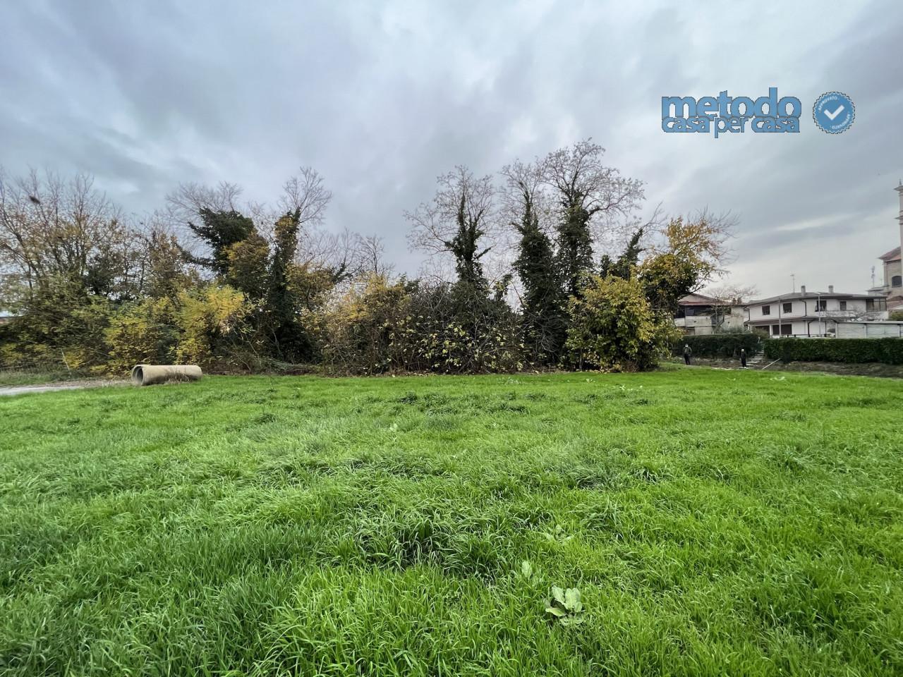 Terreno edificabile residenziale in vendita a Ceregnano