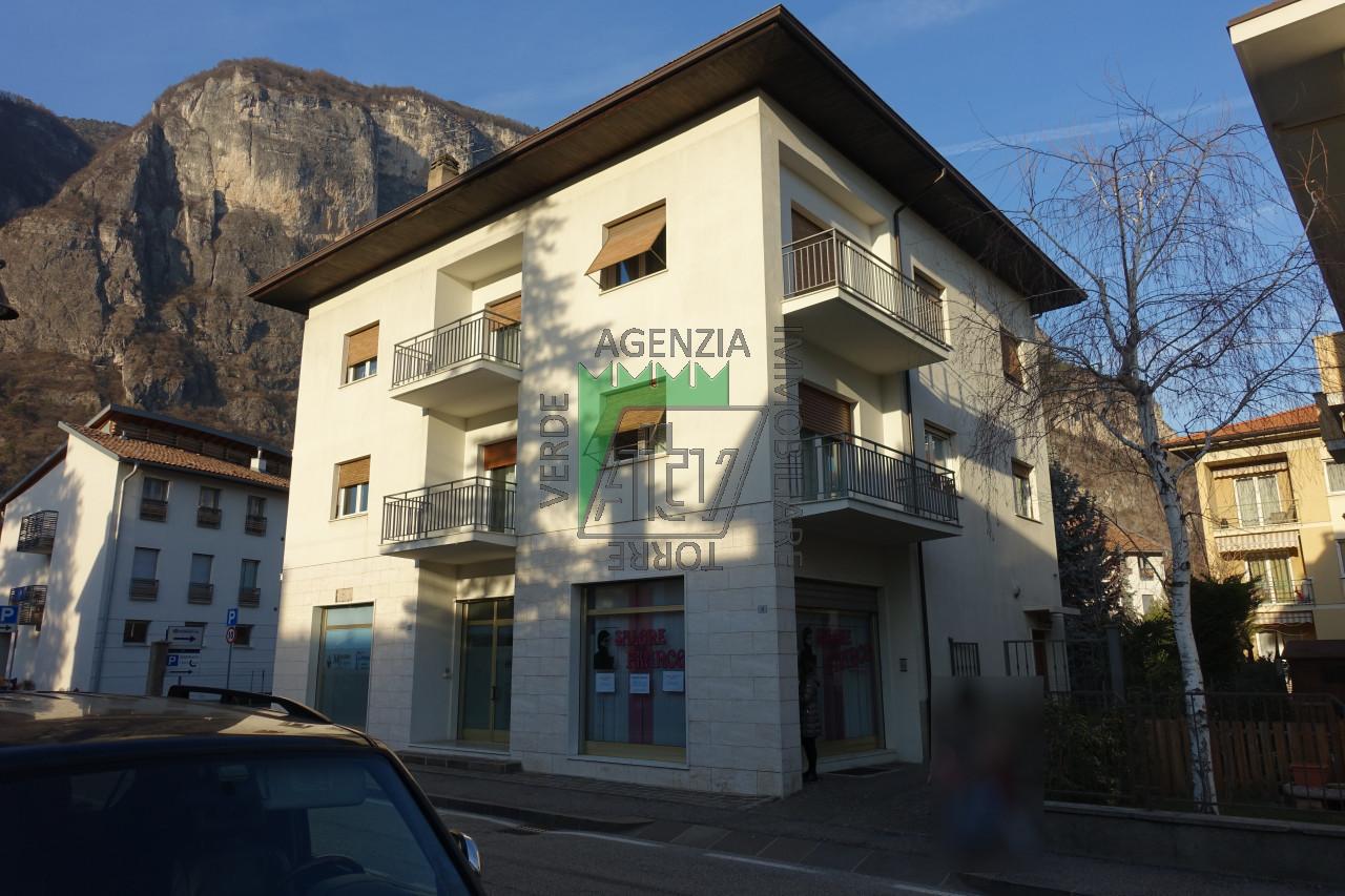 Negozio in affitto a Mezzocorona