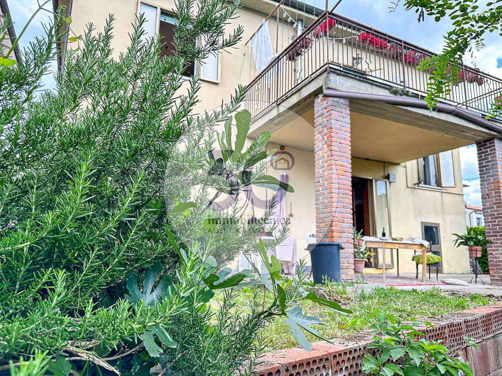Casa indipendente in vendita a Capolona