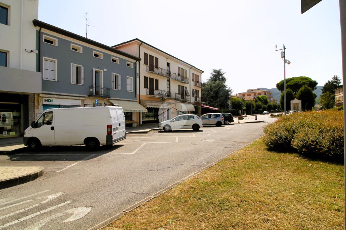 Appartamento in vendita a Torreglia