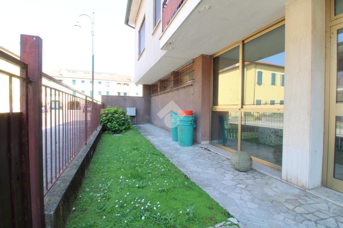 Villa in vendita a Pernumia