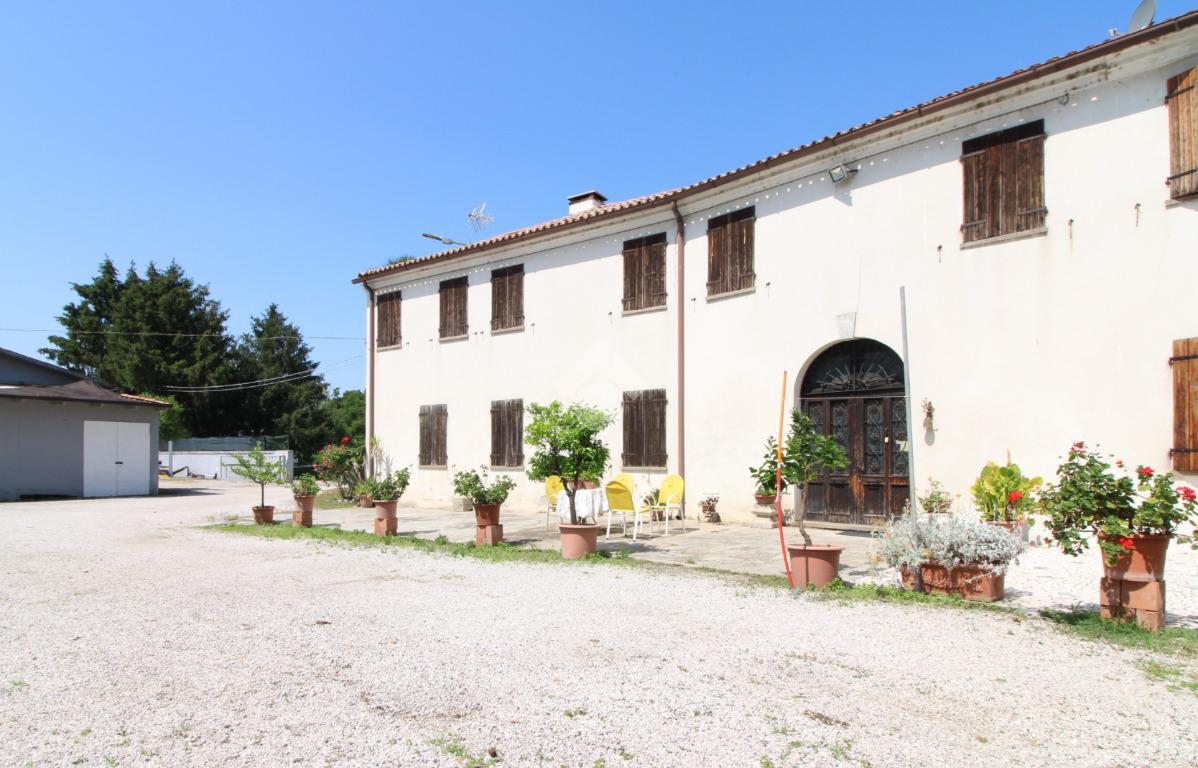 Casa indipendente in vendita a Pernumia