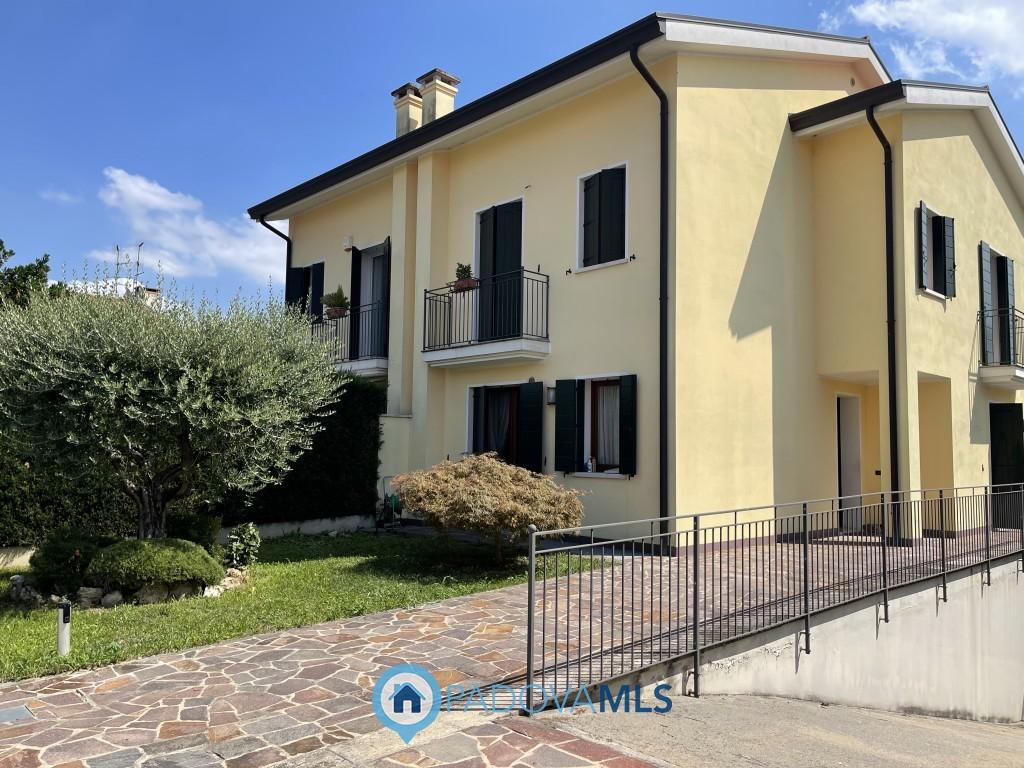 Villa in vendita a Abano Terme