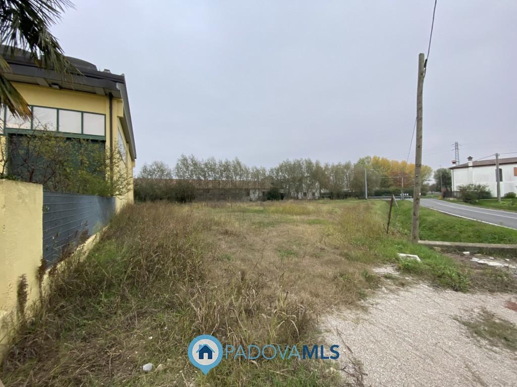 Terreno edificabile residenziale in vendita a Casalserugo