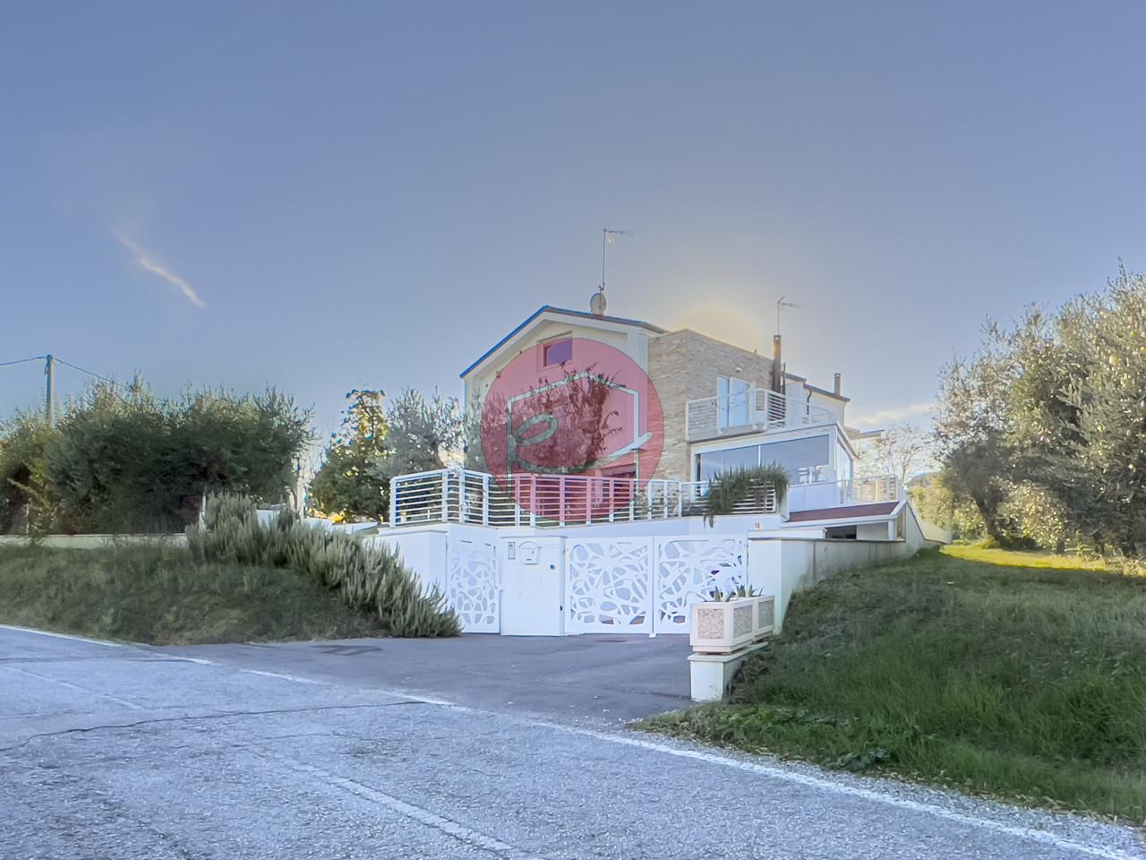 Villa in vendita a Longiano