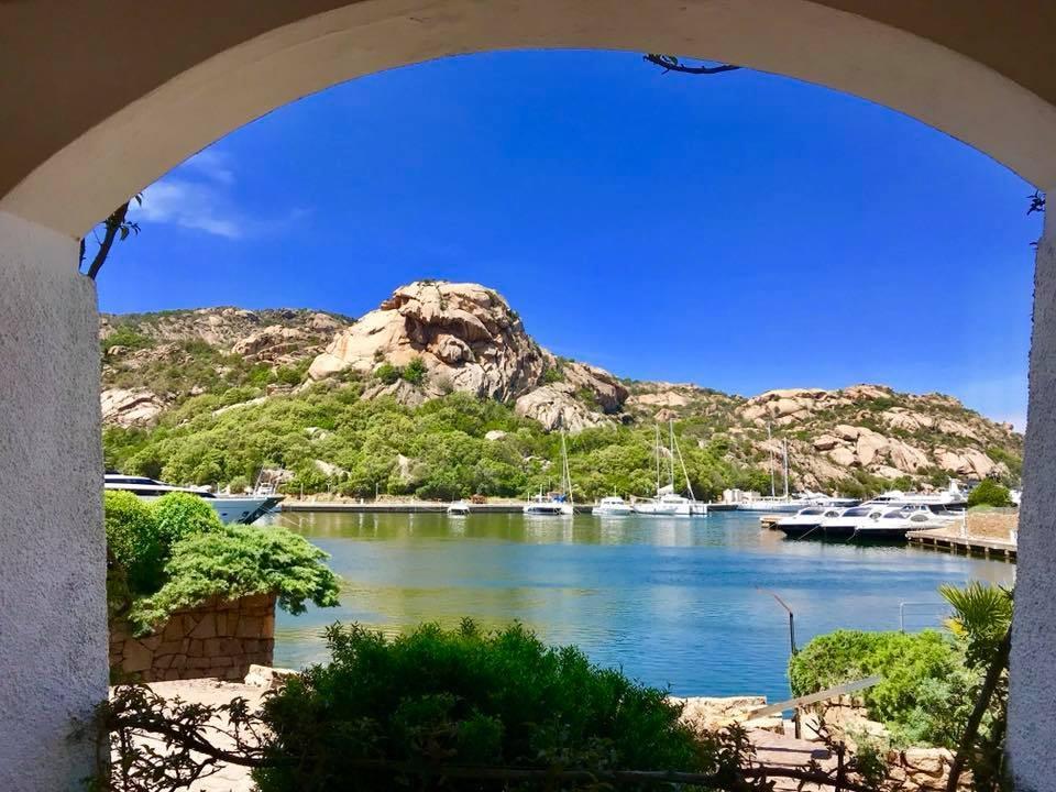 Appartamento in vendita a Arzachena