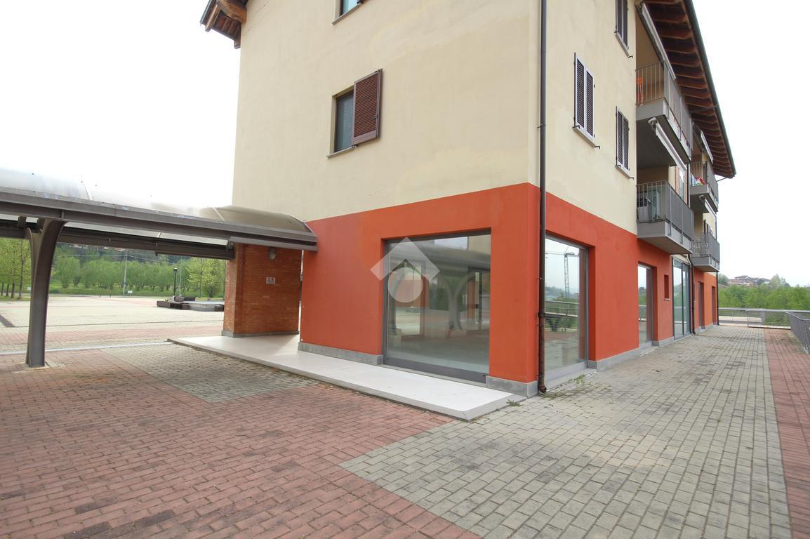 Negozio in affitto a Guarene