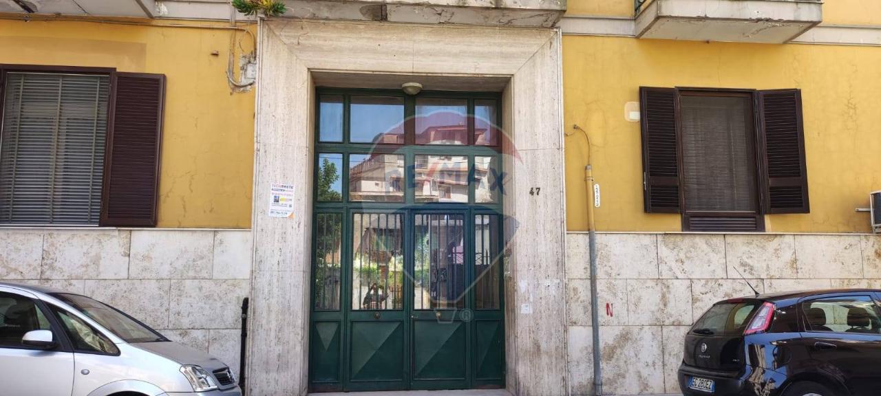 Negozio in vendita a Napoli