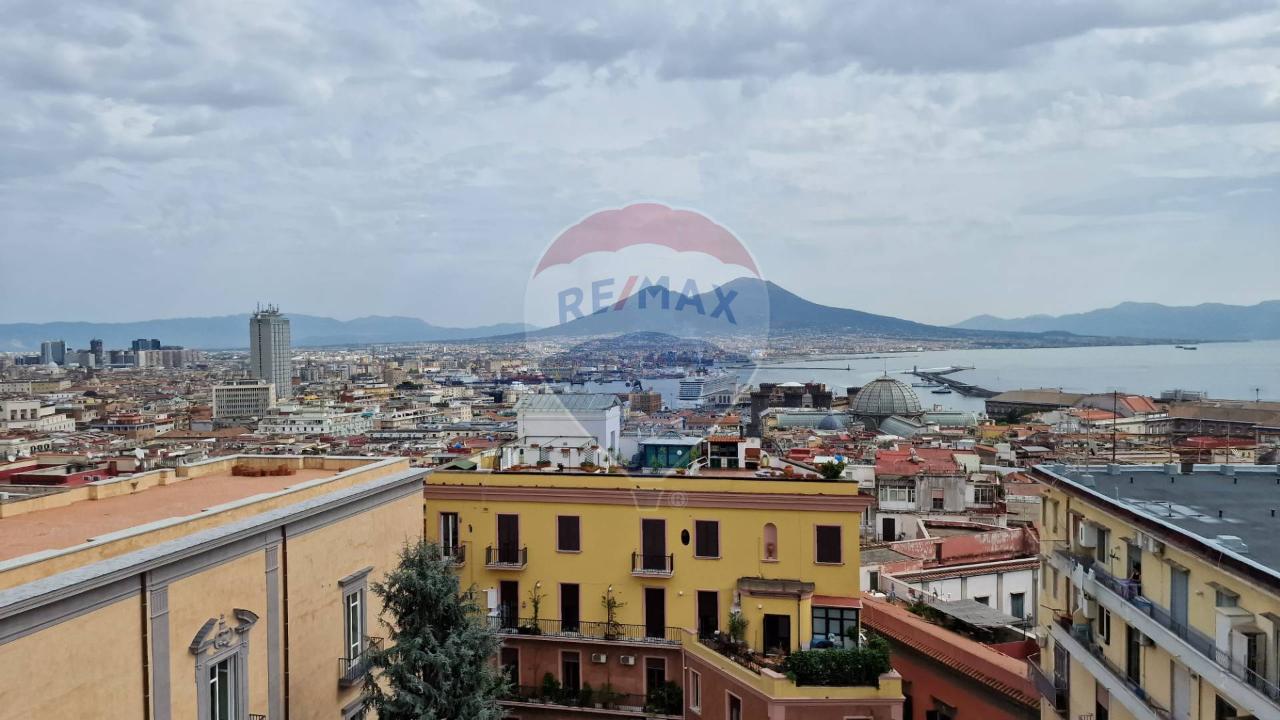 Appartamento in vendita a Napoli