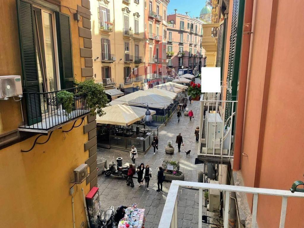 Appartamento in vendita a Napoli