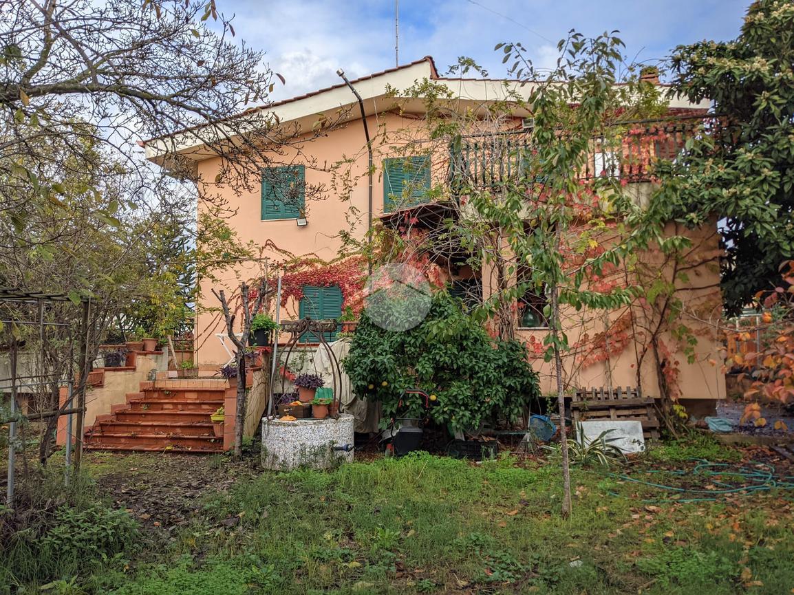 Villa in vendita a Giugliano In Campania