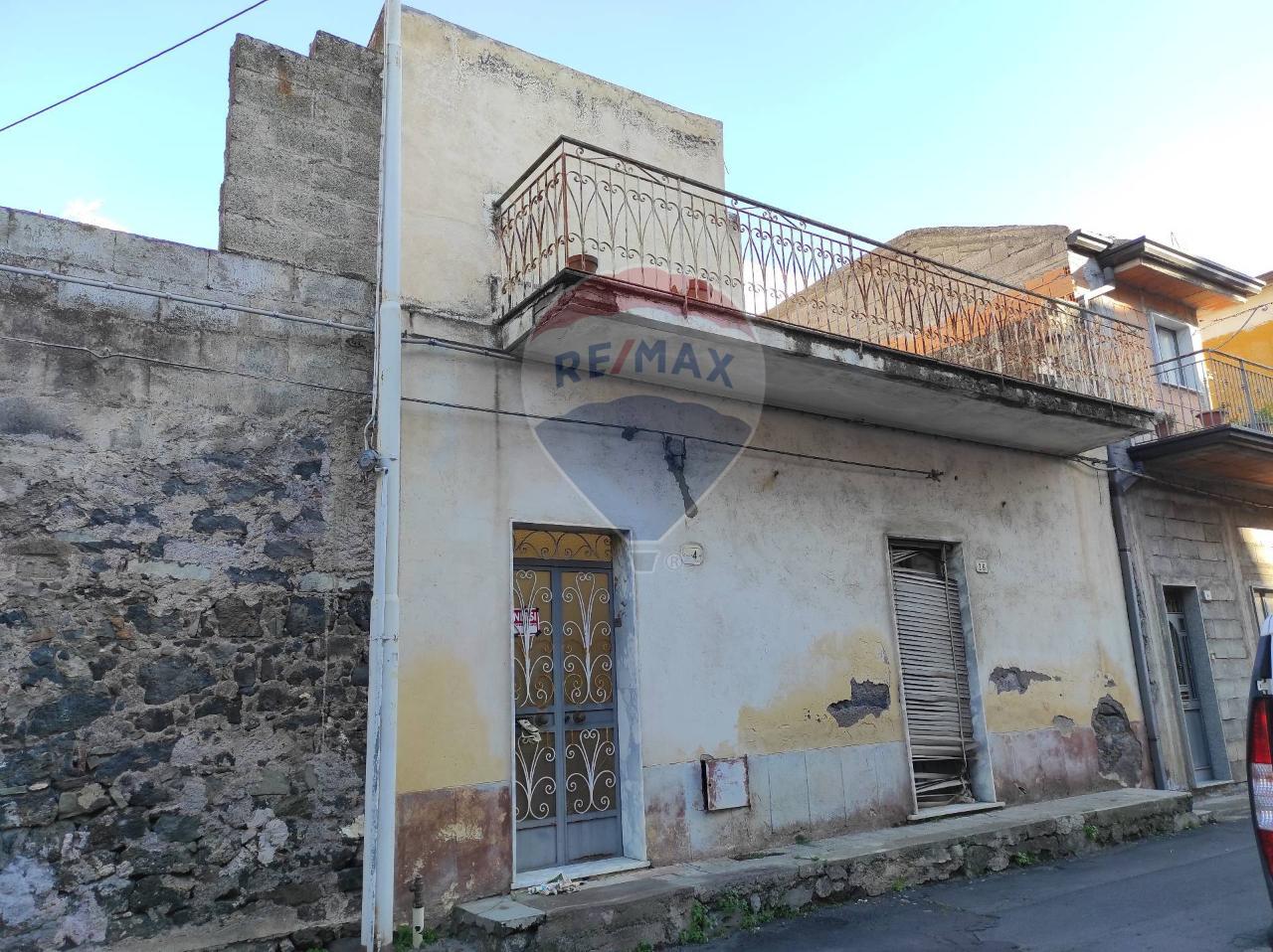 Casa indipendente in vendita a Santa Maria Di Licodia
