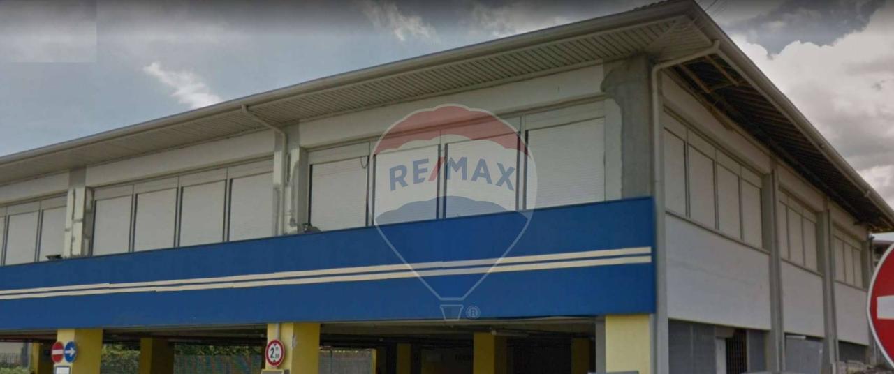 Negozio in vendita a Aci Sant'Antonio