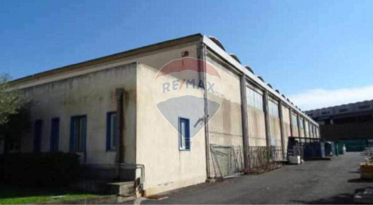 Capannone in vendita a Belpasso