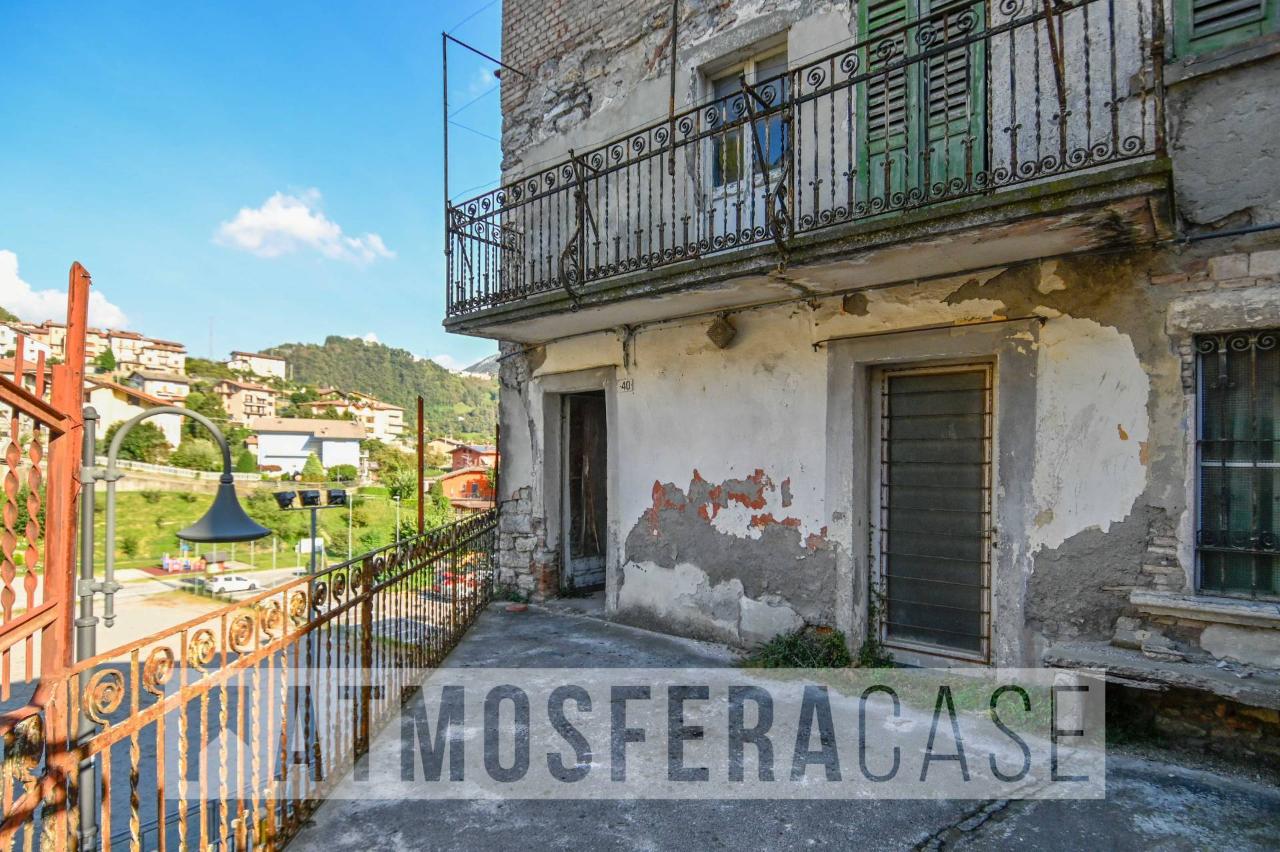 Rustico in vendita a Ubiale Clanezzo